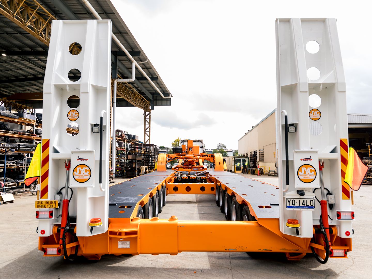 New Drake's 5x8 Swingwidener Low Loader for J&Y Cranes