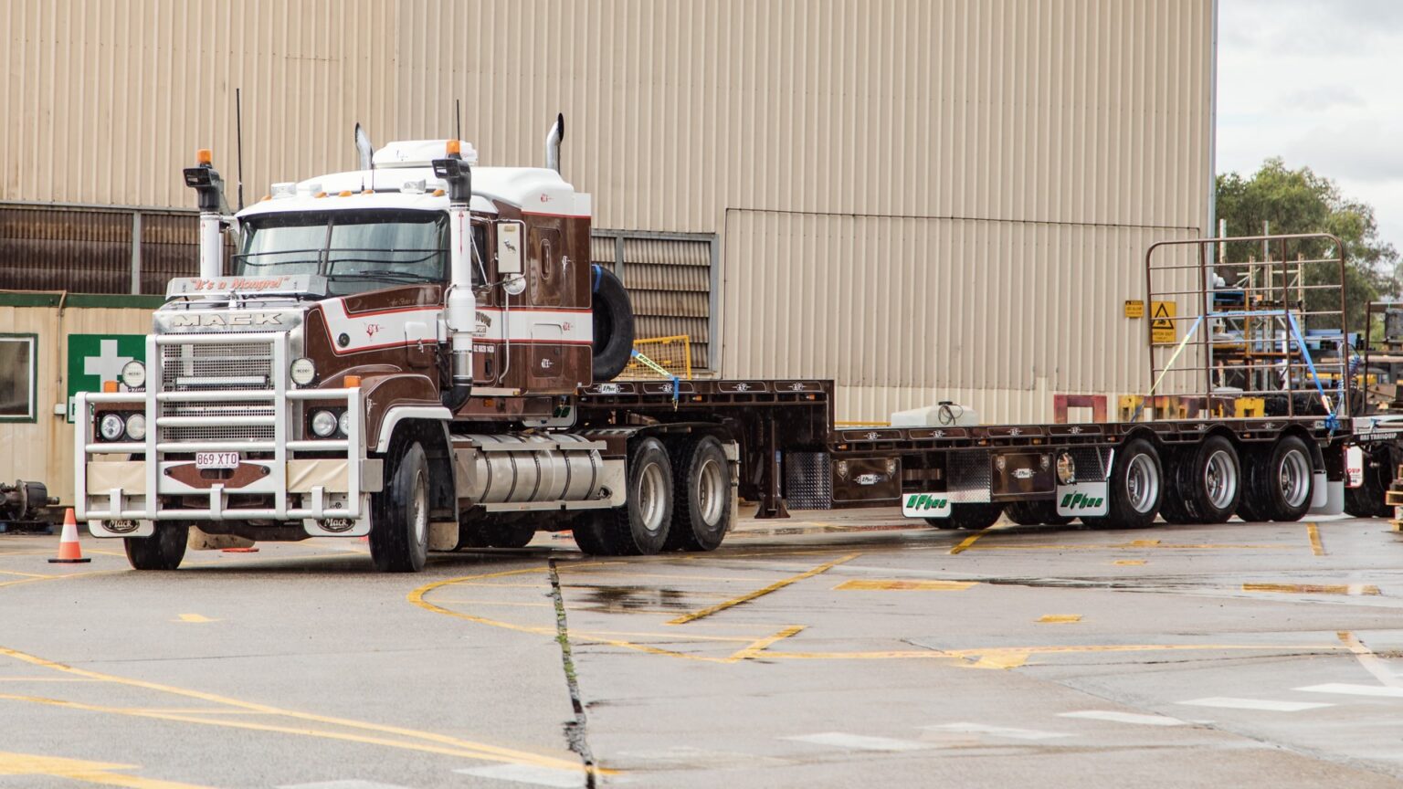 Shiny New Drop Deck Trailer for Thurston’s Transport - Drake Group